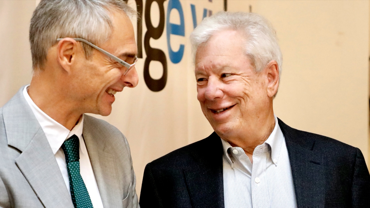 "O tenemos más bebés, o hay que traer más trabajadores", la solución de ...