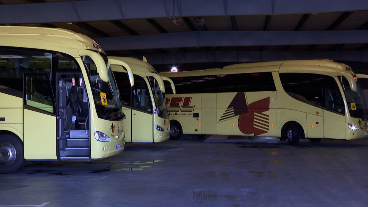 Se buscan 2.000 conductores de autobuses y camiones en Castilla y León ...