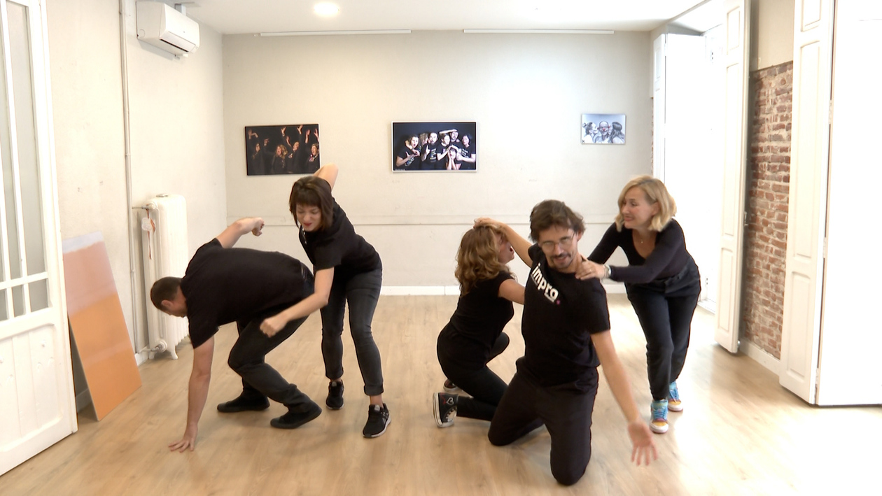 Teatro de improvisación, ¿qué es y por qué nos hace sentirnos felices? - cyltv.es