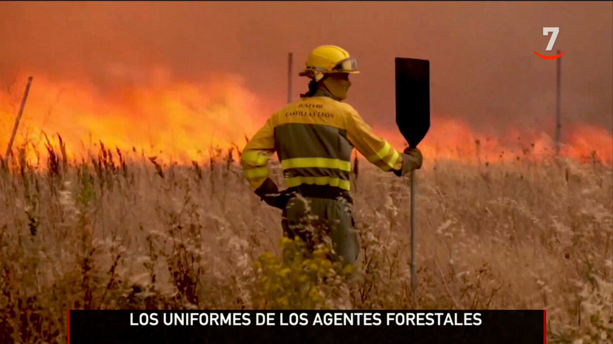 Trajes ignífugos: así es el principal escudo de un agente forestal ...